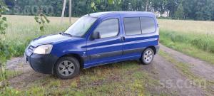 Zils Citroen Berlingo 2008 Aizkraukle, ar dzinēja tilpumu 1.60 L un nobraukumu 300 tūkst. km par 1678 €, foto  vietnē AUTOMOTO.COM.LV
