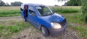 Zils Citroen Berlingo 2008 Aizkraukle, ar dzinēja tilpumu 1.60 L un nobraukumu 300 tūkst. km par 1678 €, foto 7 vietnē AUTOMOTO.COM.LV