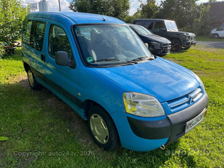 Zils Citroen Berlingo 2008 Viljandi, ar dzinēja tilpumu 1.60 L un nobraukumu 233 tūkst. km par 1990 €, foto 1 vietnē AUTOMOTO.COM.LV