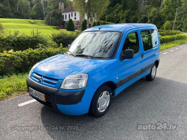 Blue Citroen Berlingo 2008 in Viljandi, with an engine capacity of 1.60 L and mileage of 233 thousand km for 1990 €, photo 3 on AUTOMOTO.COM.LV
