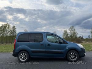 Zils Citroen Berlingo 2010 Kehra, ar dzinēja tilpumu 1.60 L un nobraukumu 340 tūkst. km par 2850 €, foto 9 vietnē AUTOMOTO.COM.LV