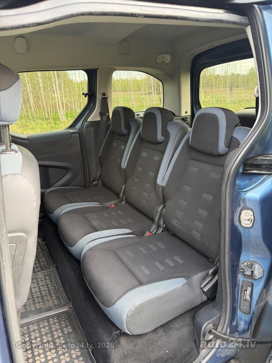 Zils Citroen Berlingo 2010 Kehra, ar dzinēja tilpumu 1.60 L un nobraukumu 340 tūkst. km par 2850 €, foto 14 vietnē AUTOMOTO.COM.LV