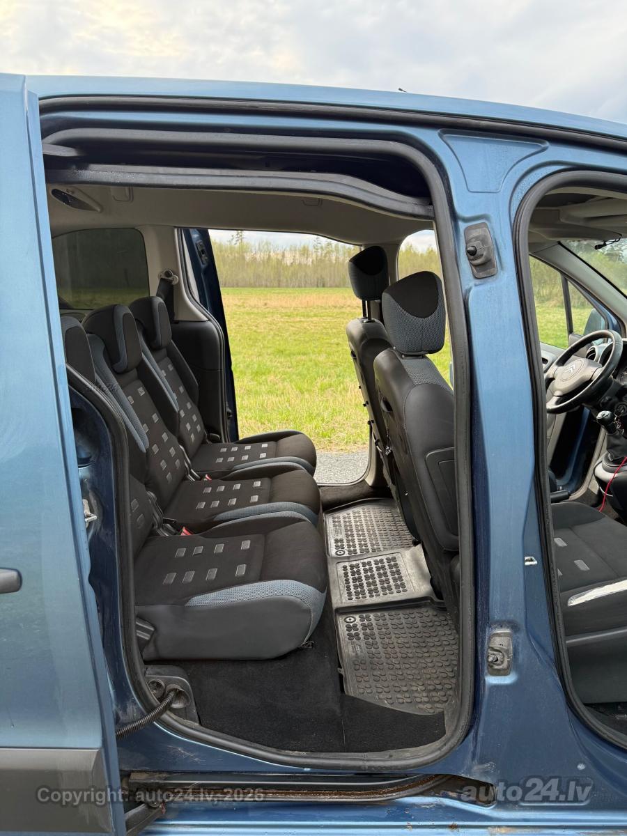 Zils Citroen Berlingo 2010 Kehra, ar dzinēja tilpumu 1.60 L un nobraukumu 340 tūkst. km par 2850 €, foto 15 vietnē AUTOMOTO.COM.LV