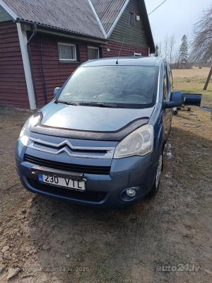 Zils Citroen Berlingo 2010 Kilingi-Nemme, ar dzinēja tilpumu 1.60 L un nobraukumu 285 tūkst. km par 1600 €, foto  vietnē AUTOMOTO.COM.LV