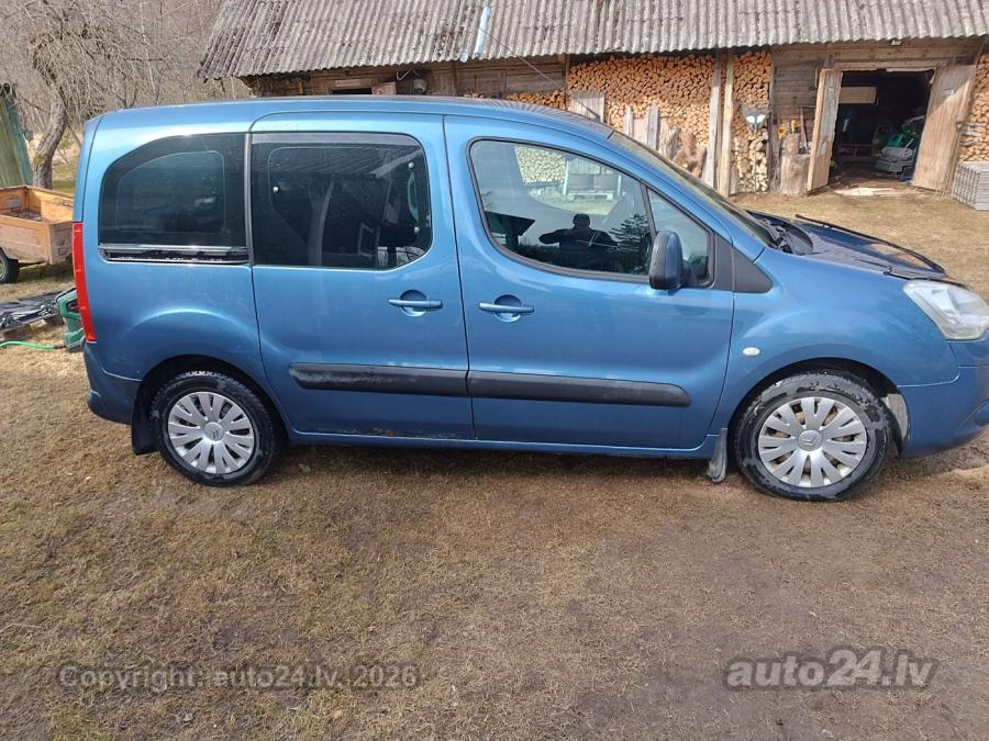 Синий Ситроен Берлинго 2010 в Килинги-Нымме, объемом двигателя 1.60 л и пробегом 285 тыс. км за 1600 €, фото 4 на AUTOMOTO.COM.LV