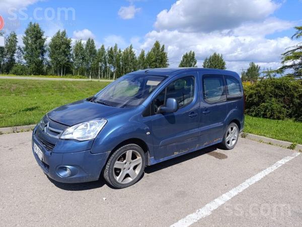 Zils Citroen Berlingo 2010 Jelgava, ar dzinēja tilpumu 1.60 L un nobraukumu 364 tūkst. km par 1400 €, foto 7 vietnē AUTOMOTO.COM.LV