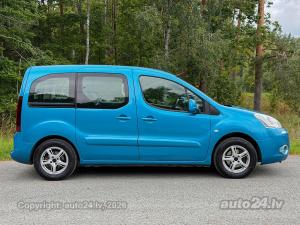 Zils Citroen Berlingo 2013 Tallina, ar dzinēja tilpumu 1.60 L un nobraukumu 167 tūkst. km par 5300 €, foto 12 vietnē AUTOMOTO.COM.LV