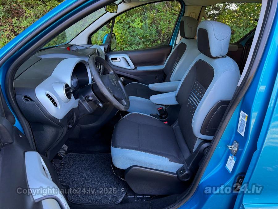 Zils Citroen Berlingo 2013 Tallina, ar dzinēja tilpumu 1.60 L un nobraukumu 167 tūkst. km par 5300 €, foto 16 vietnē AUTOMOTO.COM.LV