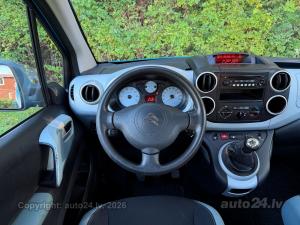 Zils Citroen Berlingo 2013 Tallina, ar dzinēja tilpumu 1.60 L un nobraukumu 167 tūkst. km par 5300 €, foto 17 vietnē AUTOMOTO.COM.LV