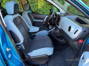 Zils Citroen Berlingo 2013 Tallina, ar dzinēja tilpumu 1.60 L un nobraukumu 167 tūkst. km par 5300 €, foto 19 vietnē AUTOMOTO.COM.LV