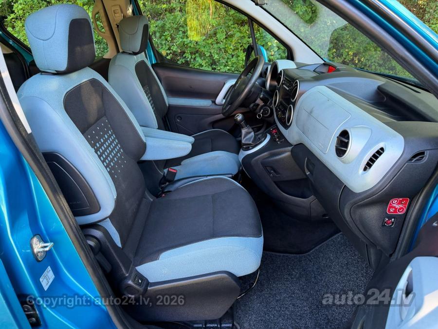 Zils Citroen Berlingo 2013 Tallina, ar dzinēja tilpumu 1.60 L un nobraukumu 167 tūkst. km par 5300 €, foto 19 vietnē AUTOMOTO.COM.LV