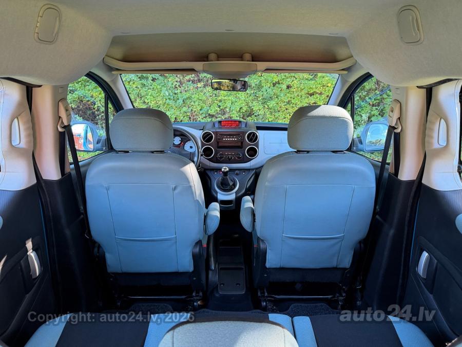Zils Citroen Berlingo 2013 Tallina, ar dzinēja tilpumu 1.60 L un nobraukumu 167 tūkst. km par 5300 €, foto 24 vietnē AUTOMOTO.COM.LV