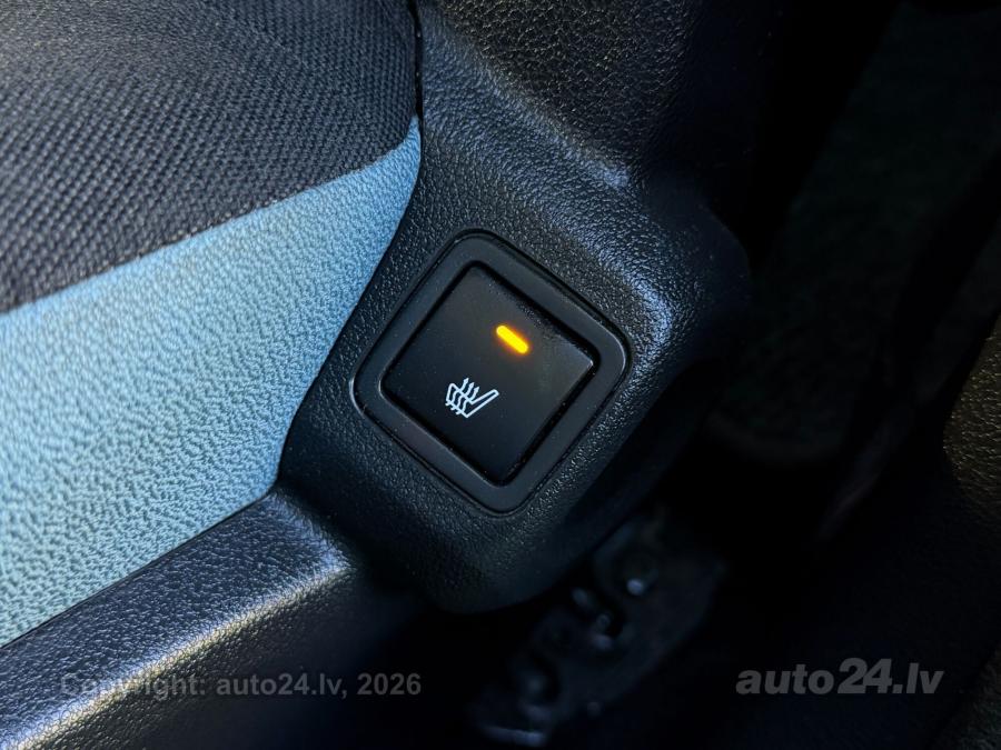 Zils Citroen Berlingo 2013 Tallina, ar dzinēja tilpumu 1.60 L un nobraukumu 167 tūkst. km par 5300 €, foto 28 vietnē AUTOMOTO.COM.LV