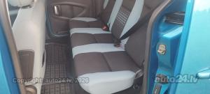 Zils Citroen Berlingo 2015 Tallina, ar dzinēja tilpumu 1.60 L un nobraukumu 186 tūkst. km par 5499 €, foto 21 vietnē AUTOMOTO.COM.LV