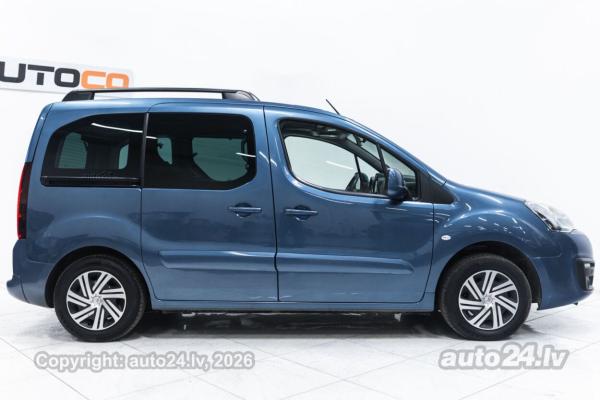 Zils Citroen Berlingo 2016 Tallina, ar dzinēja tilpumu 1.60 L un nobraukumu 193 tūkst. km par 7999 €, foto 8 vietnē AUTOMOTO.COM.LV
