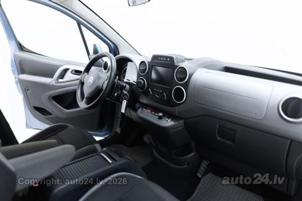 Zils Citroen Berlingo 2016 Tallina, ar dzinēja tilpumu 1.60 L un nobraukumu 193 tūkst. km par 7999 €, foto 10 vietnē AUTOMOTO.COM.LV