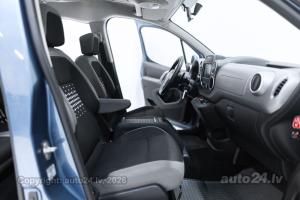 Zils Citroen Berlingo 2016 Tallina, ar dzinēja tilpumu 1.60 L un nobraukumu 193 tūkst. km par 7999 €, foto 11 vietnē AUTOMOTO.COM.LV