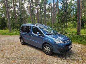 Zils Citroen Berlingo 2016 Tallina, ar dzinēja tilpumu 1.60 L un nobraukumu 201 tūkst. km par 5828 €, foto  vietnē AUTOMOTO.COM.LV