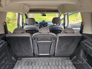 Zils Citroen Berlingo 2016 Tallina, ar dzinēja tilpumu 1.60 L un nobraukumu 201 tūkst. km par 5828 €, foto 8 vietnē AUTOMOTO.COM.LV