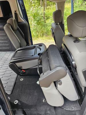 Zils Citroen Berlingo 2016 Tallina, ar dzinēja tilpumu 1.60 L un nobraukumu 201 tūkst. km par 5828 €, foto 10 vietnē AUTOMOTO.COM.LV