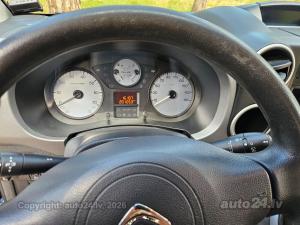 Zils Citroen Berlingo 2016 Tallina, ar dzinēja tilpumu 1.60 L un nobraukumu 201 tūkst. km par 5828 €, foto 15 vietnē AUTOMOTO.COM.LV