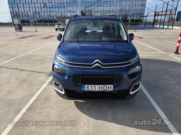 Zils Citroen Berlingo 2019 Tallina, ar dzinēja tilpumu 1.50 L un nobraukumu 150 tūkst. km par 13500 €, foto 2 vietnē AUTOMOTO.COM.LV