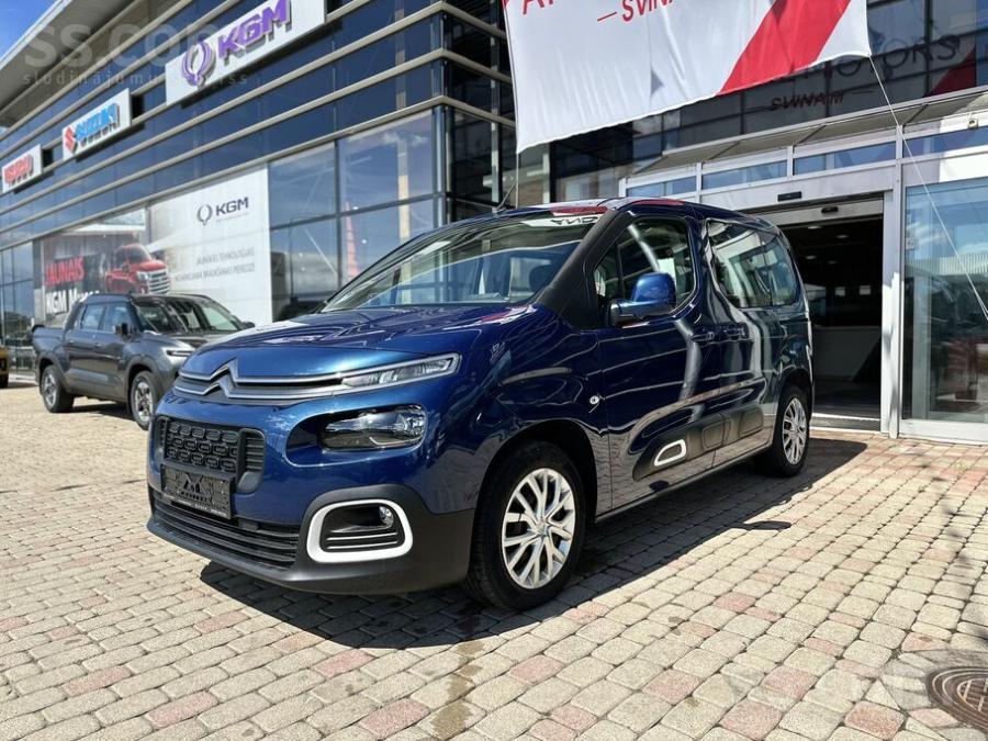 Blue Citroen Berlingo 2019 in Riga, with an engine capacity of 1.50 L and mileage of 137 thousand km for 9600 €, photo 1 on AUTOMOTO.COM.LV