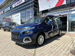 Blue Citroen Berlingo 2019 in Riga, with an engine capacity of 1.50 L and mileage of 137 thousand km for 9600 €, photo  on AUTOMOTO.COM.LV