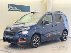 Zils Citroen Berlingo 2020 Tallina, ar dzinēja tilpumu 1.20 L un nobraukumu 120 tūkst. km par 14900 €, foto 1 vietnē AUTOMOTO.COM.LV