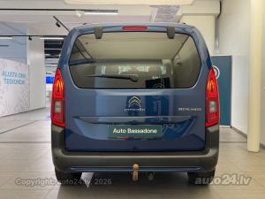 Zils Citroen Berlingo 2020 Tallina, ar dzinēja tilpumu 1.20 L un nobraukumu 120 tūkst. km par 14900 €, foto 6 vietnē AUTOMOTO.COM.LV
