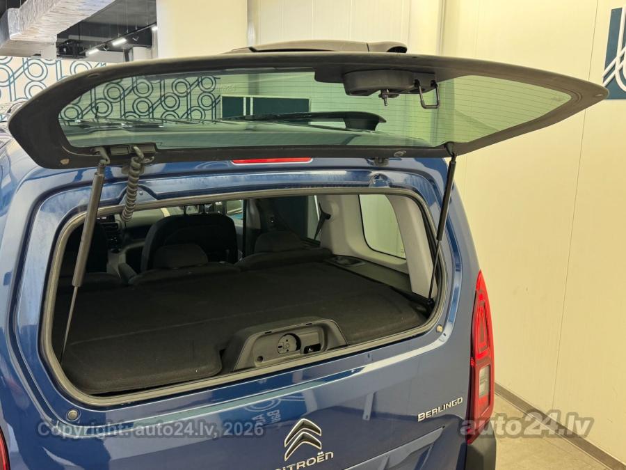 Zils Citroen Berlingo 2020 Tallina, ar dzinēja tilpumu 1.20 L un nobraukumu 120 tūkst. km par 14900 €, foto 7 vietnē AUTOMOTO.COM.LV