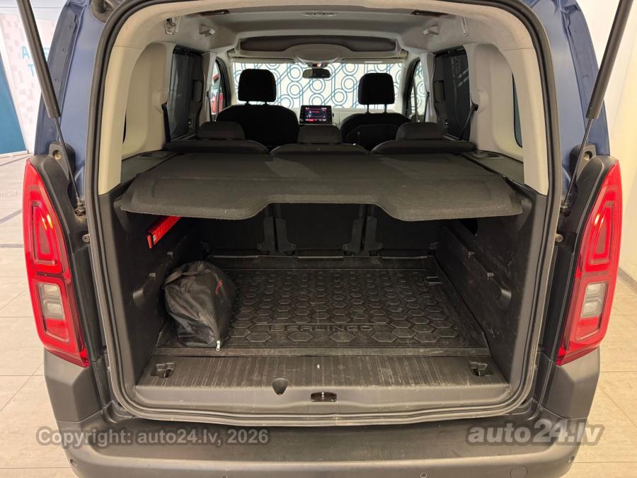 Zils Citroen Berlingo 2020 Tallina, ar dzinēja tilpumu 1.20 L un nobraukumu 120 tūkst. km par 14900 €, foto 12 vietnē AUTOMOTO.COM.LV