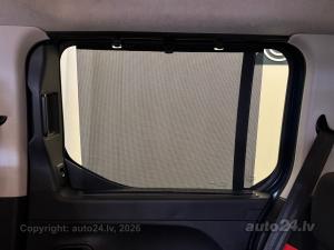 Zils Citroen Berlingo 2020 Tallina, ar dzinēja tilpumu 1.20 L un nobraukumu 120 tūkst. km par 14900 €, foto 23 vietnē AUTOMOTO.COM.LV