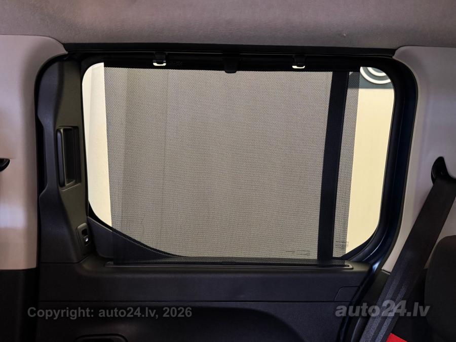 Zils Citroen Berlingo 2020 Tallina, ar dzinēja tilpumu 1.20 L un nobraukumu 120 tūkst. km par 14900 €, foto 23 vietnē AUTOMOTO.COM.LV