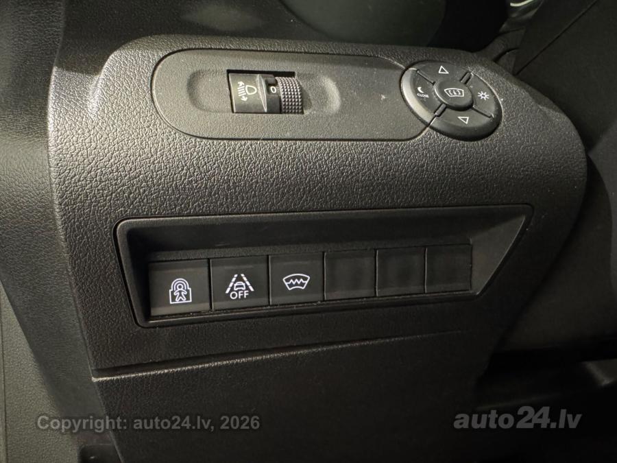 Zils Citroen Berlingo 2020 Tallina, ar dzinēja tilpumu 1.20 L un nobraukumu 120 tūkst. km par 14900 €, foto 24 vietnē AUTOMOTO.COM.LV