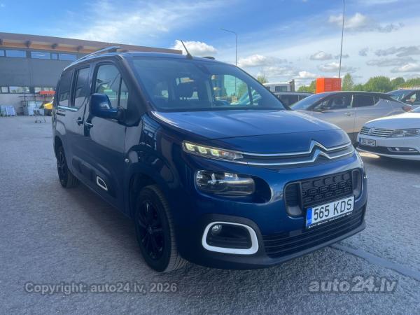 Zils Citroen Berlingo 2021 Tallina, ar dzinēja tilpumu 1.50 L un nobraukumu 180 tūkst. km par 19990 €, foto 1 vietnē AUTOMOTO.COM.LV