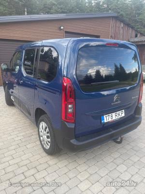 Zils Citroen Berlingo 2022 Tartu, ar dzinēja tilpumu 1.50 L un nobraukumu 100 tūkst. km par 16000 €, foto 4 vietnē AUTOMOTO.COM.LV