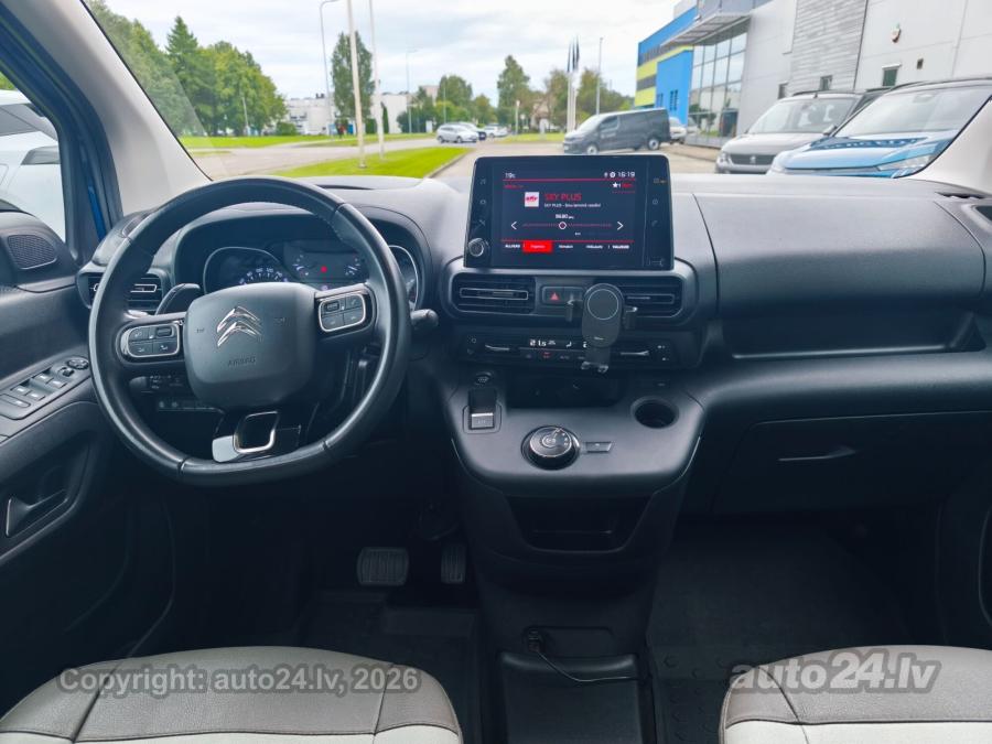 Zils Citroen Berlingo 2022 Pērnava, ar dzinēja tilpumu 1.50 L un nobraukumu 128 tūkst. km par 16900 €, foto 10 vietnē AUTOMOTO.COM.LV