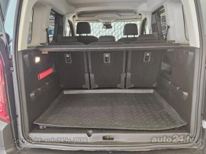 Zils Citroen Berlingo 2024 Tallina, ar dzinēja tilpumu 1.50 L un nobraukumu 20 tūkst. km par 21900 €, foto 7 vietnē AUTOMOTO.COM.LV