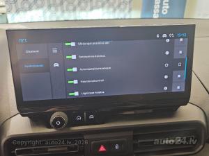 Zils Citroen Berlingo 2024 Tallina, ar dzinēja tilpumu 1.50 L un nobraukumu 20 tūkst. km par 21900 €, foto 19 vietnē AUTOMOTO.COM.LV