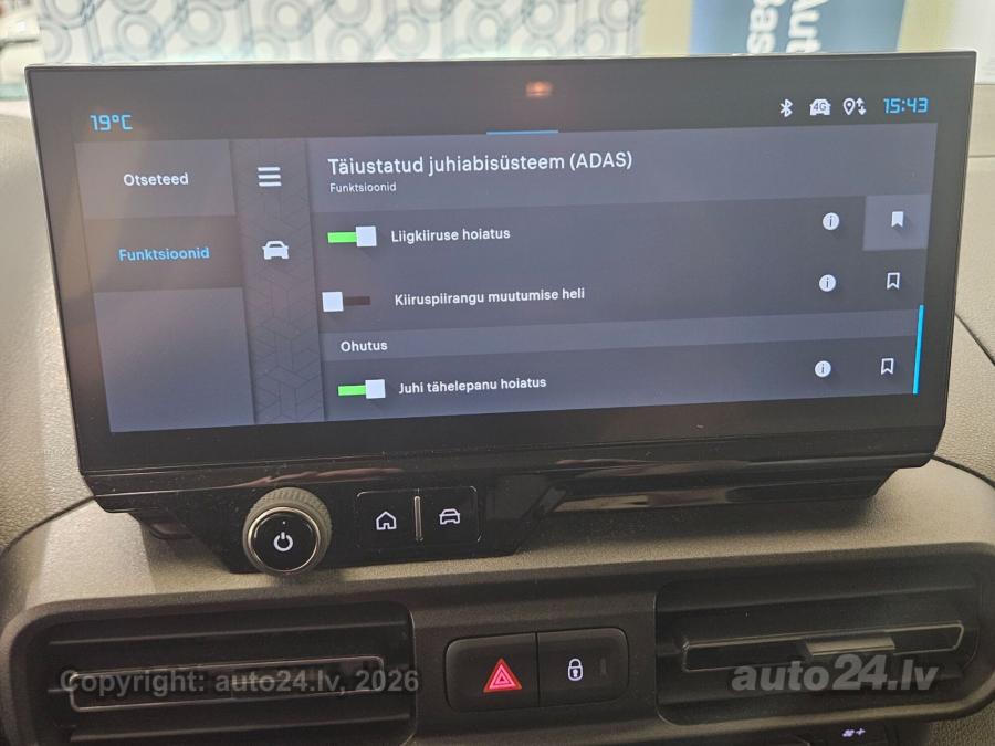 Zils Citroen Berlingo 2024 Tallina, ar dzinēja tilpumu 1.50 L un nobraukumu 20 tūkst. km par 21900 €, foto 20 vietnē AUTOMOTO.COM.LV