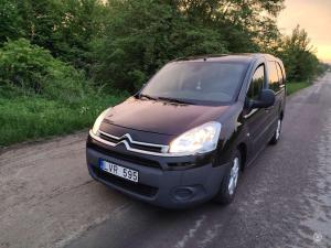 Brown Citroen Berlingo 2010 in Vilnius, with an engine capacity of 1.56 L and mileage of 312 thousand km for 2700 €, photo  on AUTOMOTO.COM.LV