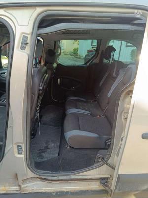 Brūns Citroen Berlingo 2010 Šauļi, ar dzinēja tilpumu 1.56 L un nobraukumu 429 tūkst. km par 999 €, foto 6 vietnē AUTOMOTO.COM.LV