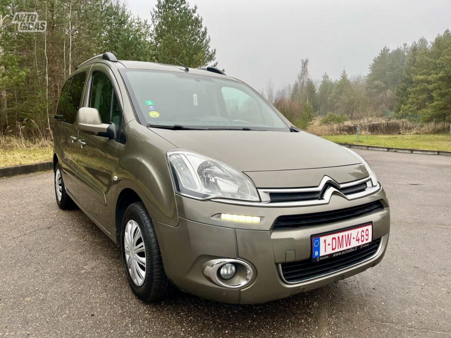 Brown Citroen Berlingo 2012 in Siauliai, with an engine capacity of 1.60 L and mileage of 199 thousand km for 4400 €, photo 4 on AUTOMOTO.COM.LV