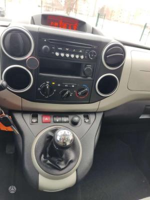 Brūns Citroen Berlingo 2013 Prienai, ar dzinēja tilpumu 1.56 L un nobraukumu 224 tūkst. km par 4400 €, foto 13 vietnē AUTOMOTO.COM.LV