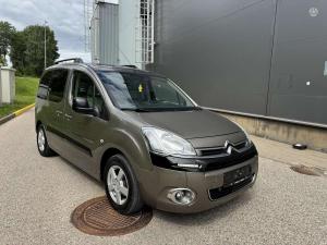 Brūns Citroen Berlingo 2014 Alīta, ar dzinēja tilpumu 1.60 L un nobraukumu 292 tūkst. km par 5100 €, foto 3 vietnē AUTOMOTO.COM.LV