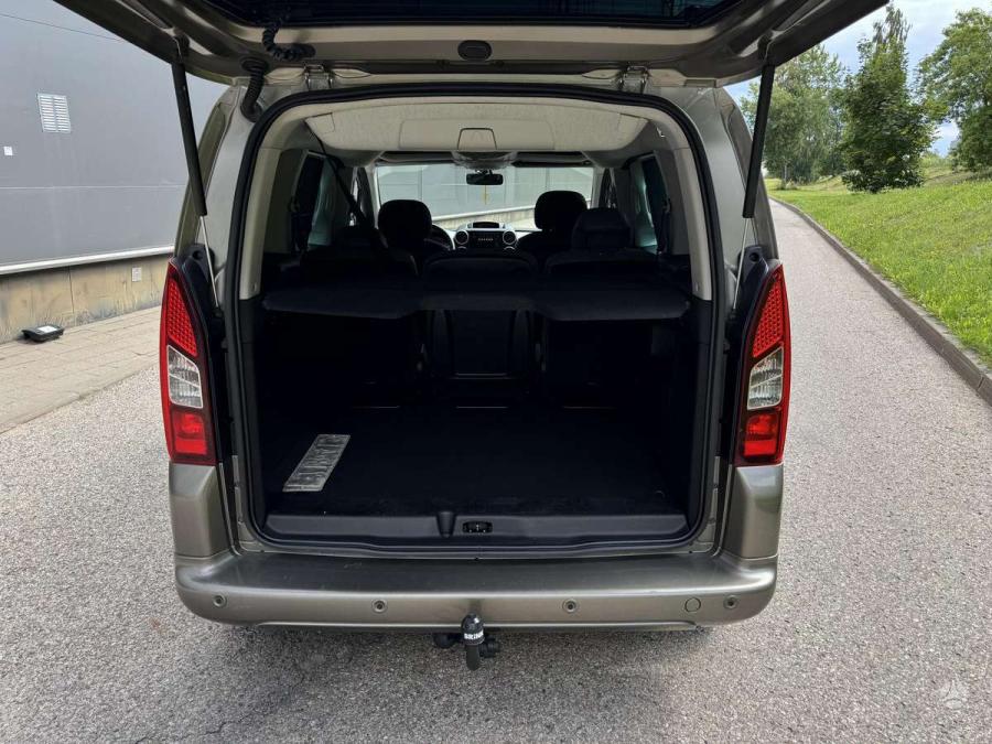 Brūns Citroen Berlingo 2014 Alīta, ar dzinēja tilpumu 1.60 L un nobraukumu 292 tūkst. km par 5100 €, foto 6 vietnē AUTOMOTO.COM.LV