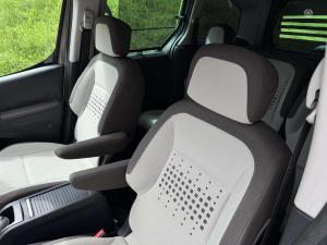Brūns Citroen Berlingo 2014 Alīta, ar dzinēja tilpumu 1.60 L un nobraukumu 292 tūkst. km par 5100 €, foto 9 vietnē AUTOMOTO.COM.LV