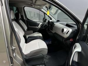 Brūns Citroen Berlingo 2014 Alīta, ar dzinēja tilpumu 1.60 L un nobraukumu 292 tūkst. km par 5100 €, foto 10 vietnē AUTOMOTO.COM.LV
