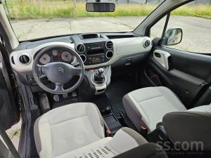 Brūns Citroen Berlingo 2015 Rīga, ar dzinēja tilpumu 1.60 L un nobraukumu 171 tūkst. km par 5200 €, foto 10 vietnē AUTOMOTO.COM.LV